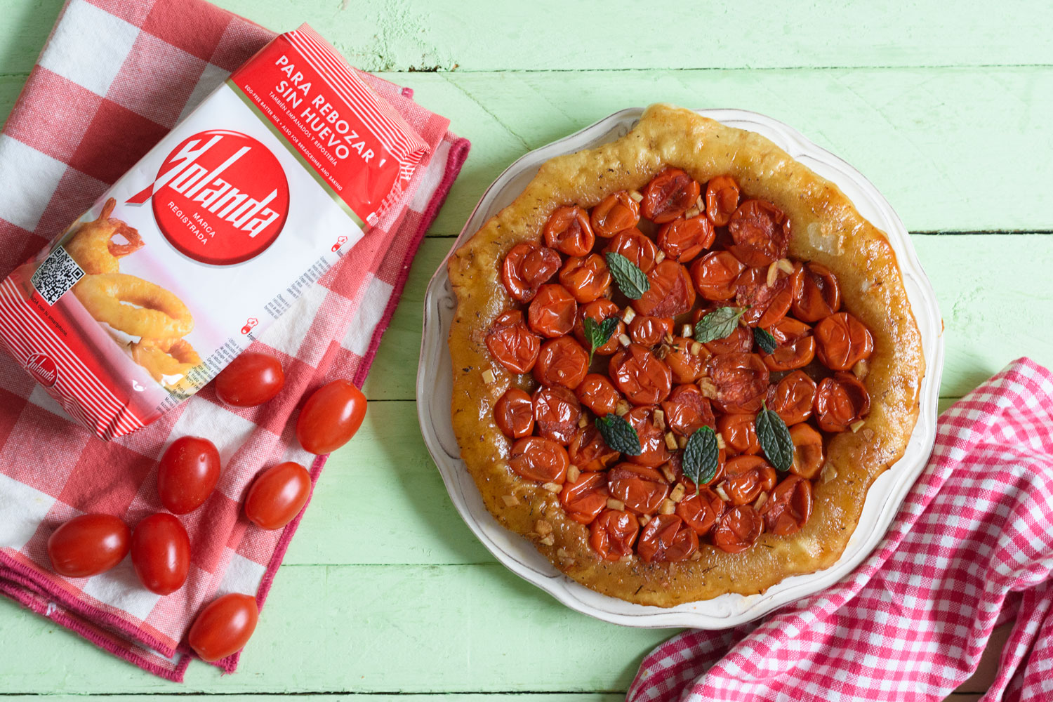 Tarta tatín de tomates cherry sin huevo
